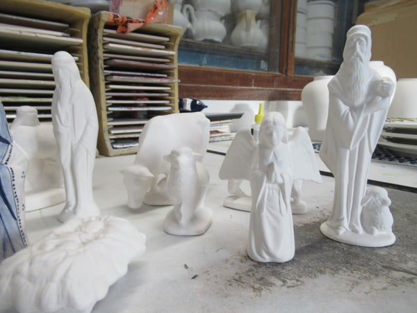 16 pcs delft blue Nativity set